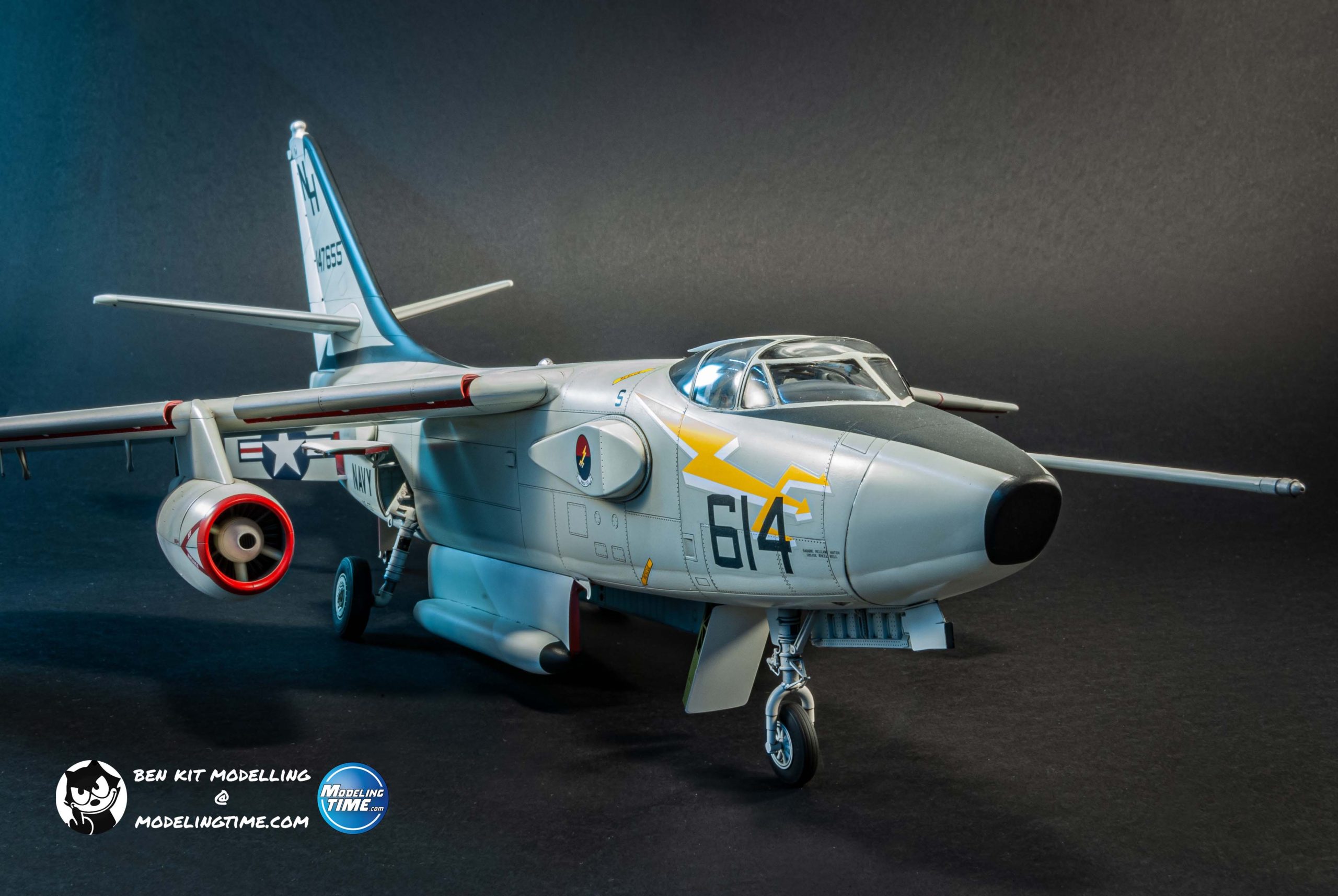 EKA-3B Skywarrior dal kit Trumpeter in Scala 1/48.